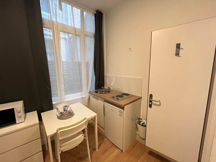Appartement à louer - Vieux Lille - 2 pièces - 1 chambre