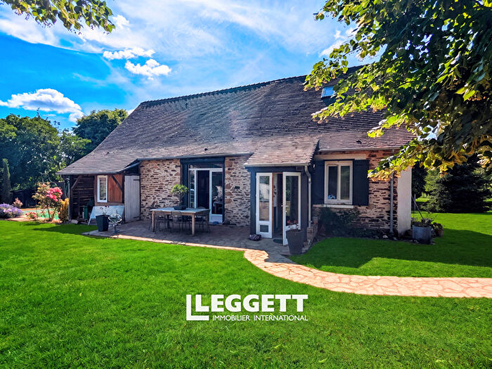 Maison 5 pièces à Saint-Priest-les-Fougères, à vendre