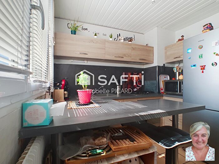 Appartement à vendre - Lyon e , Etats Unis - 4 pièces - 2 chambres