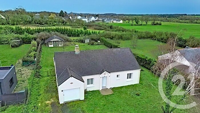 Maison à vendre - Mouzeil - 5 pièces - 3 chambres