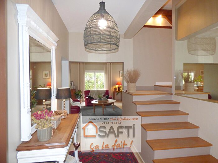 Maison à vendre - Jouars-Pontchartrain - 7 pièces - 4 chambres