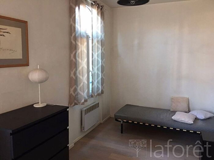 Appartement à louer - Centre Historique, Muret - 1 pièce