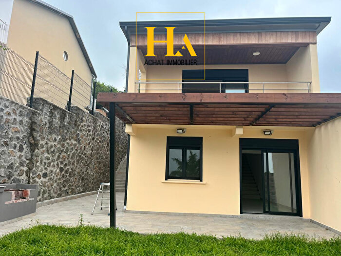 Maison à louer - Les Trois-Bassins, Ravine, Forêt - 4 pièces - 3 chambres