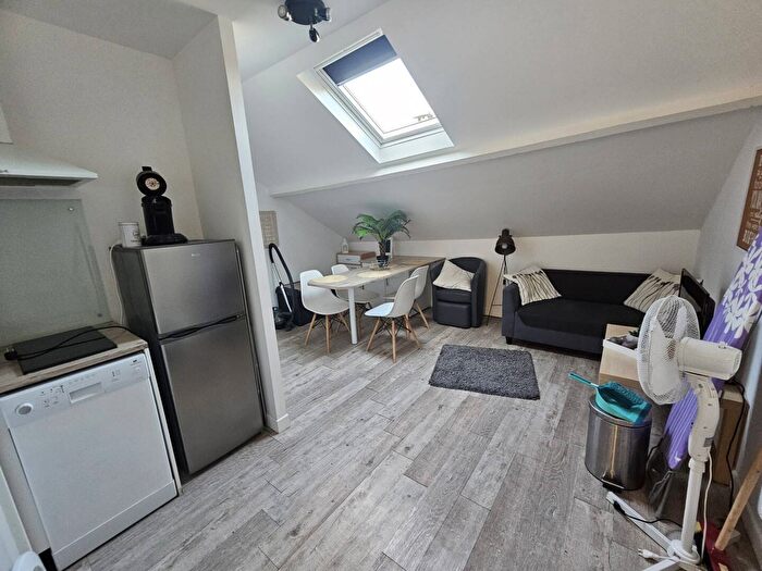 Appartement à louer - Amboise - 3 pièces - 2 chambres