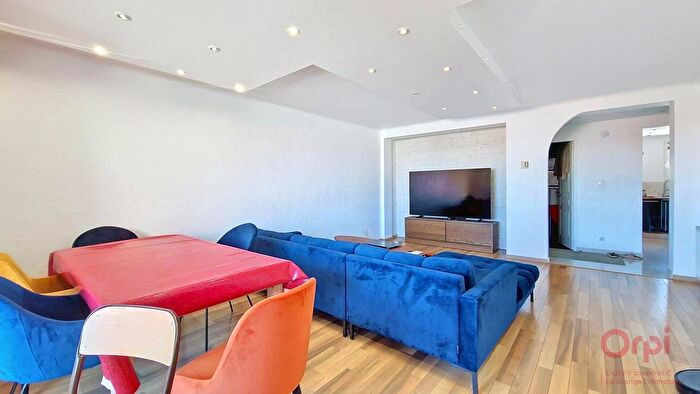 Bas Vernet Ouest, Perpignan : Appartement 3 pièces à louer