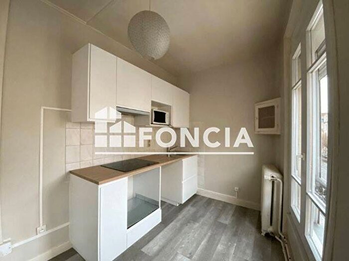 Appartement à louer - Centre Ville, Reims - 3 pièces - 2 chambres