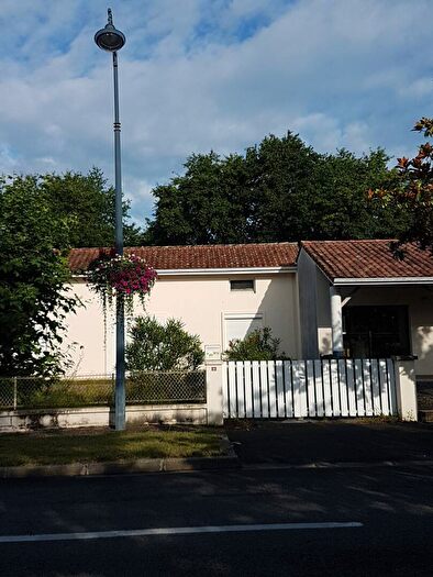 Maison à louer - Saint-Vincent-de-Paul - 4 pièces - 3 chambres