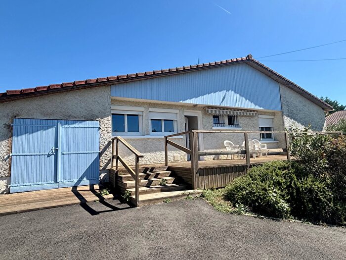 Maison 5 pièces à vendre à Castéra-Verduzan