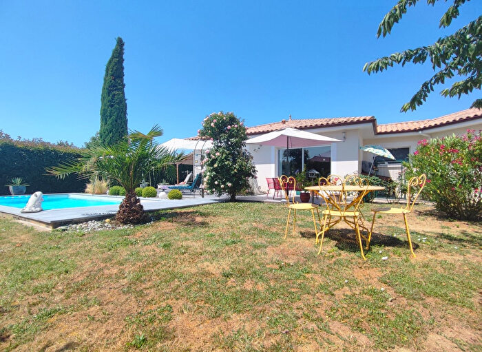 Maison 5 pièces à vendre à Saint-Laurent-des-Vignes
