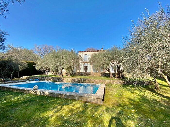 Opio : Maison 5 pièces à louer