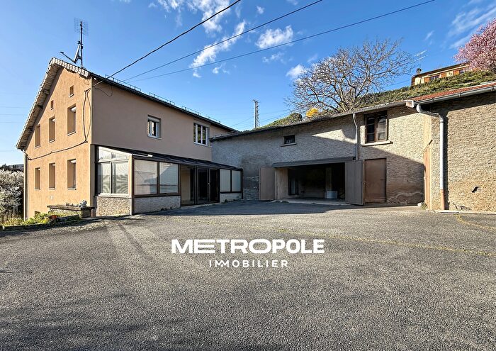 Maison à vendre - Saint-Loup - 7 pièces - 6 chambres