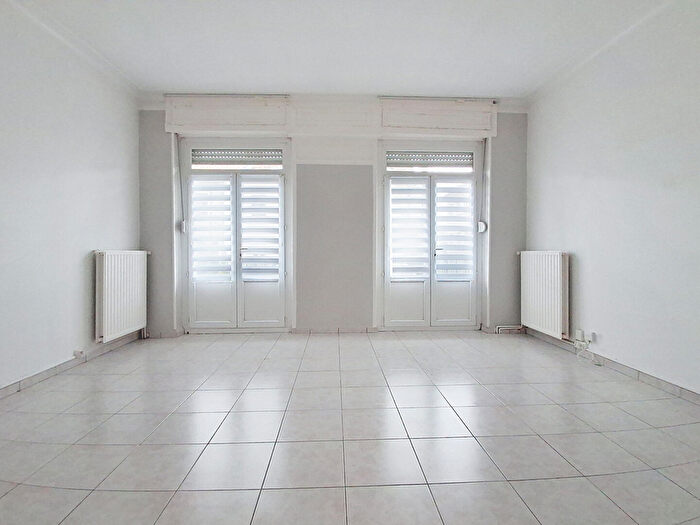 Appartement à louer - Montigny-lès-Metz, Friches - 3 pièces - 2 chambres