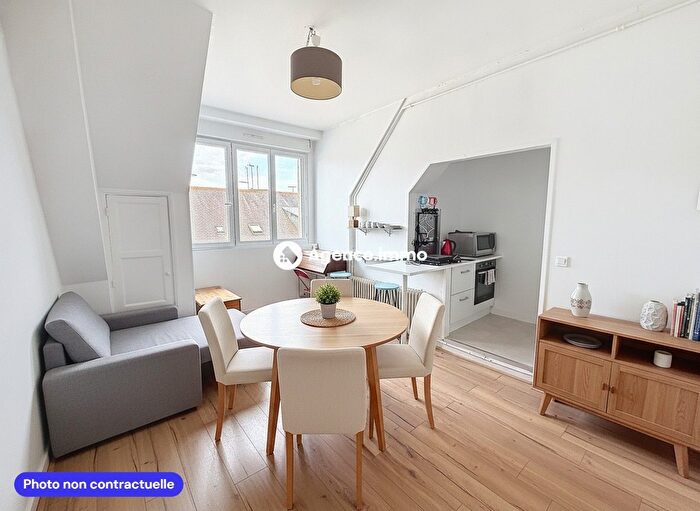 Appartement 1 pièce à Tours, Centre-ville, à vendre