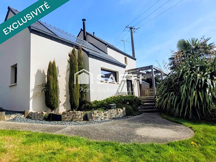 Maison à vendre - Saint-Carreuc - 6 pièces - 3 chambres