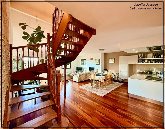 Appartement à vendre - Prévessin-Moëns - 5 pièces - 3 chambres