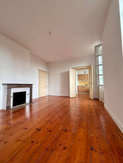 Appartement à louer - Libourne - 2 pièces - 1 chambre