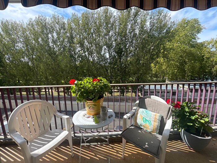 Bourges, Centre-ville, Charlet, Lahitolle, Pignoux, Sembat : Appartement 5 pièces à vendre