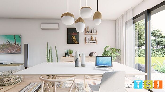 Maison à vendre - Bagnères-de-Luchon - 5 pièces - 4 chambres