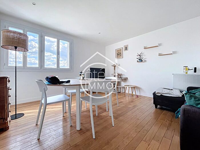 Appartement à vendre - Libourne, Saint-Ferdinand, Les Charruauds, Les Dagueys - 3 pièces - 2 chambres