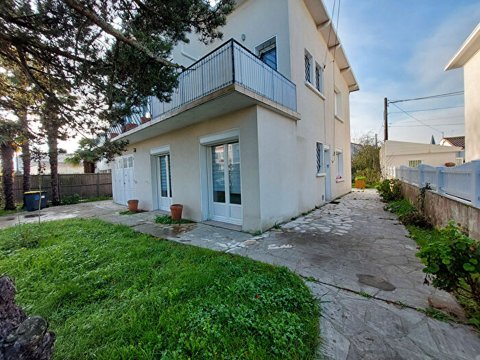 Appartement à vendre - Royan, Foncillon, Le Chay - 3 pièces - 2 chambres