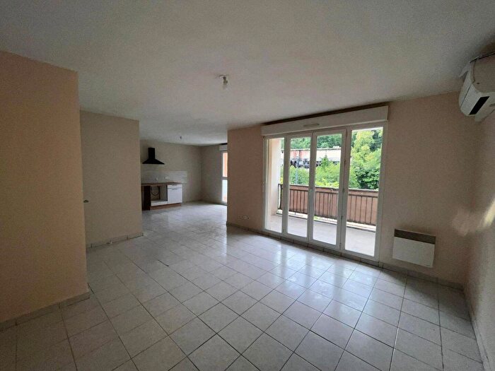 Charlemagne, Vienne : Appartement 3 pièces à louer
