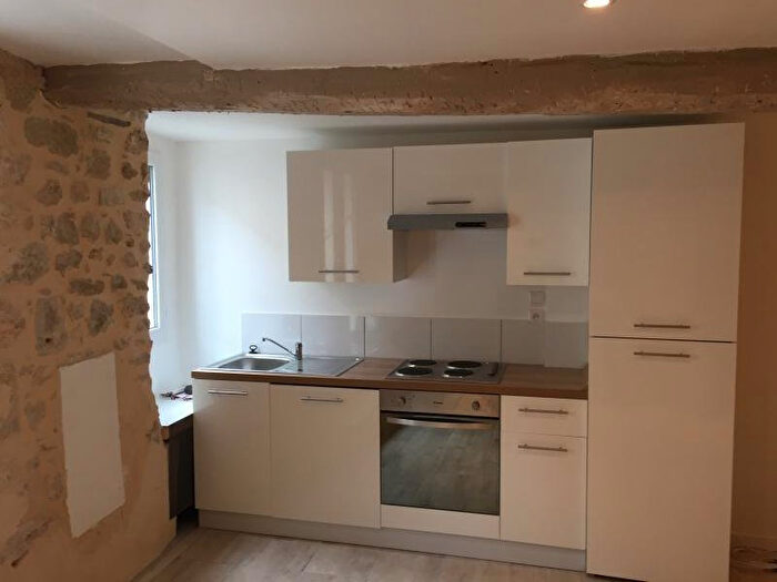 Appartement à louer - Saint-Mamert-du-Gard - 2 pièces - 1 chambre