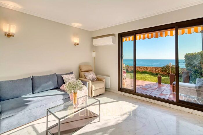 Appartement à vendre - Roquebrune-Cap-Martin, Cabbé, Saint-Roman, Roquebrune - 3 pièces - 2 chambres