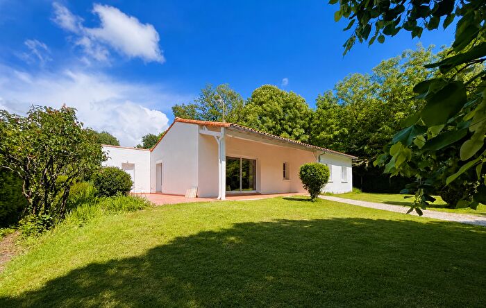 Sainte-Flaive-des-Loups - Maison 5 pièces à vendre