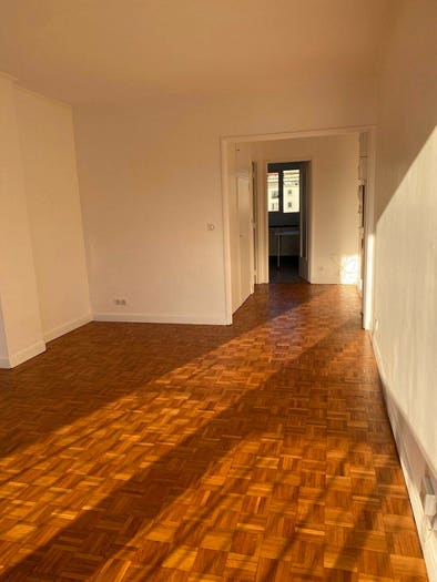 Violet Commerce, Paris 15ème arrondissement : Appartement 3 pièces à louer