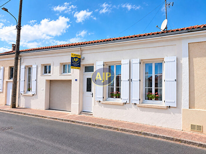Maison 6 pièces à Rochefort, Faubourg Nord, Stade Philaudrie, à vendre