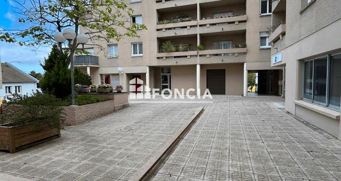 Montreuil-La Neuville-Marquette, Laon : Appartement 3 pièces à louer
