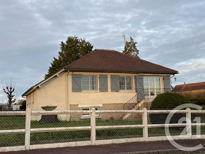 Maison à vendre - Saint-Parize-le-Châtel - 4 pièces - 2 chambres