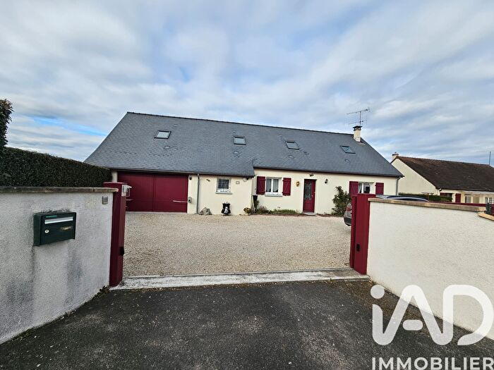 Maison à vendre - Ambillou - 6 pièces - 4 chambres