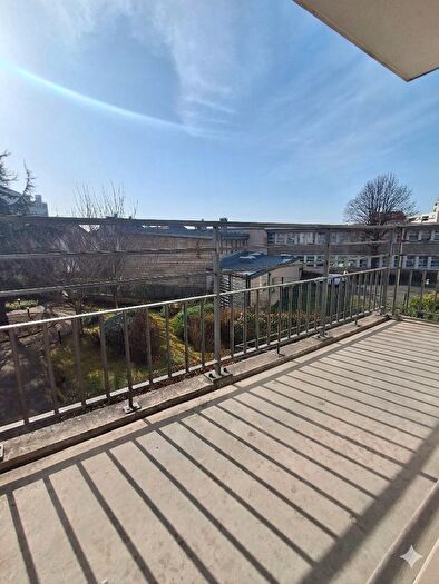 Appartement à vendre - Drancy, Le Petit Drancy - 3 pièces - 2 chambres