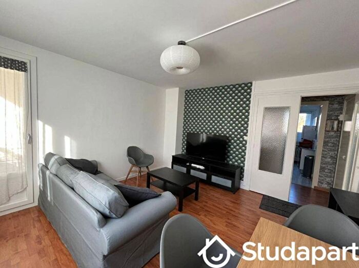 Appartement à louer - La Roseraie, Angers - 1 pièce - 4 chambres