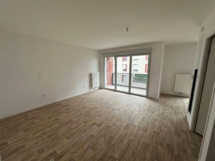 Faubourg Saint Catherine-Faubourg de Paris-Le Vignole, Valenciennes : Appartement 1 pièce à louer