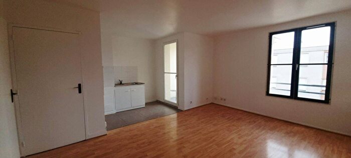 Appartement à louer - Vert Galant, Villepinte - 2 pièces - 1 chambre