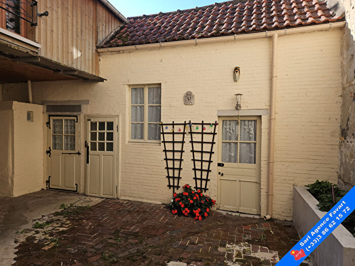 Maison à vendre - Brienon-sur-Armançon - 7 pièces - 5 chambres