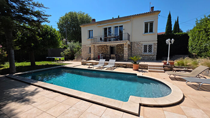 Villeneuve-lès-Avignon, Pasteur, Bellevue : Maison 4 pièces à vendre