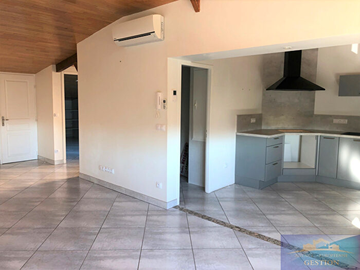 Appartement 3 pièces à Aureilhan, à louer
