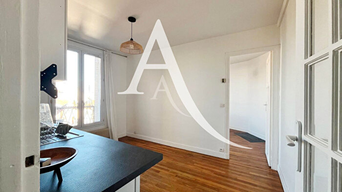 Appartement 2 pièces à Nanterre, Centre-ville, à vendre