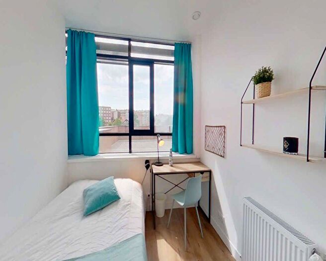 Garches - Appartement 8 pièces à louer