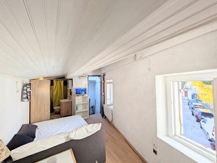 Bompard, Marseille 7ème arrondissement - Appartement 1 pièce à louer