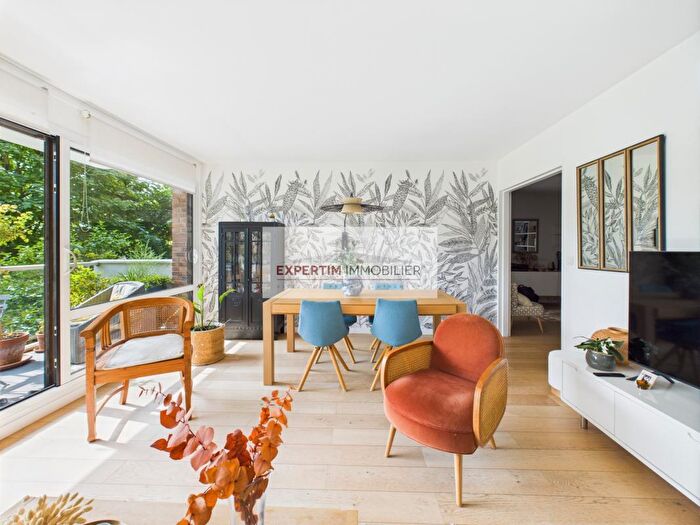 Jouy-en-Josas : Appartement 5 pièces à vendre