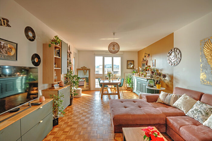 Appartement à vendre - Francheville, Francheville Le Bas, Grandes-Terres, Le Chater - 4 pièces - 3 chambres