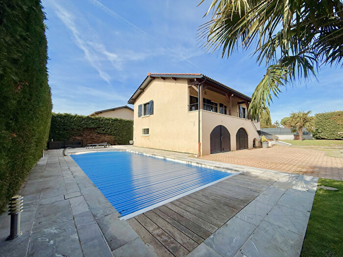 Maison à vendre - Taluyers - 6 pièces - 4 chambres