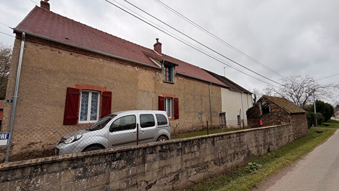 Maison 7 pièces à Saint-Plantaire, à vendre