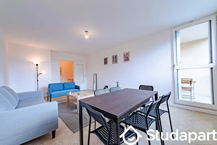 Appartement à louer - Prefecture, Bobigny - 1 pièce - 3 chambres