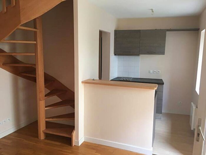 Appartement à louer - Poitiers - 2 pièces - 1 chambre