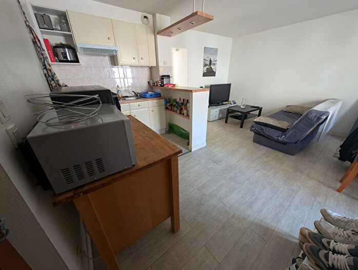 Appartement à louer - Poitiers, Montbernage, Pont Neuf - 2 pièces - 1 chambre